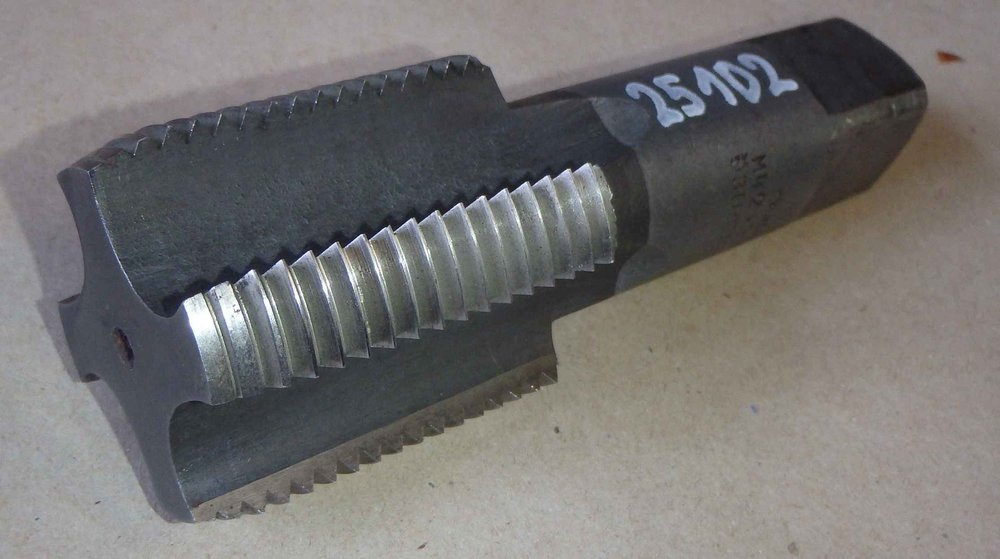 Závitník sadový M42x3 č.3 - Nástrojenářadí.cz